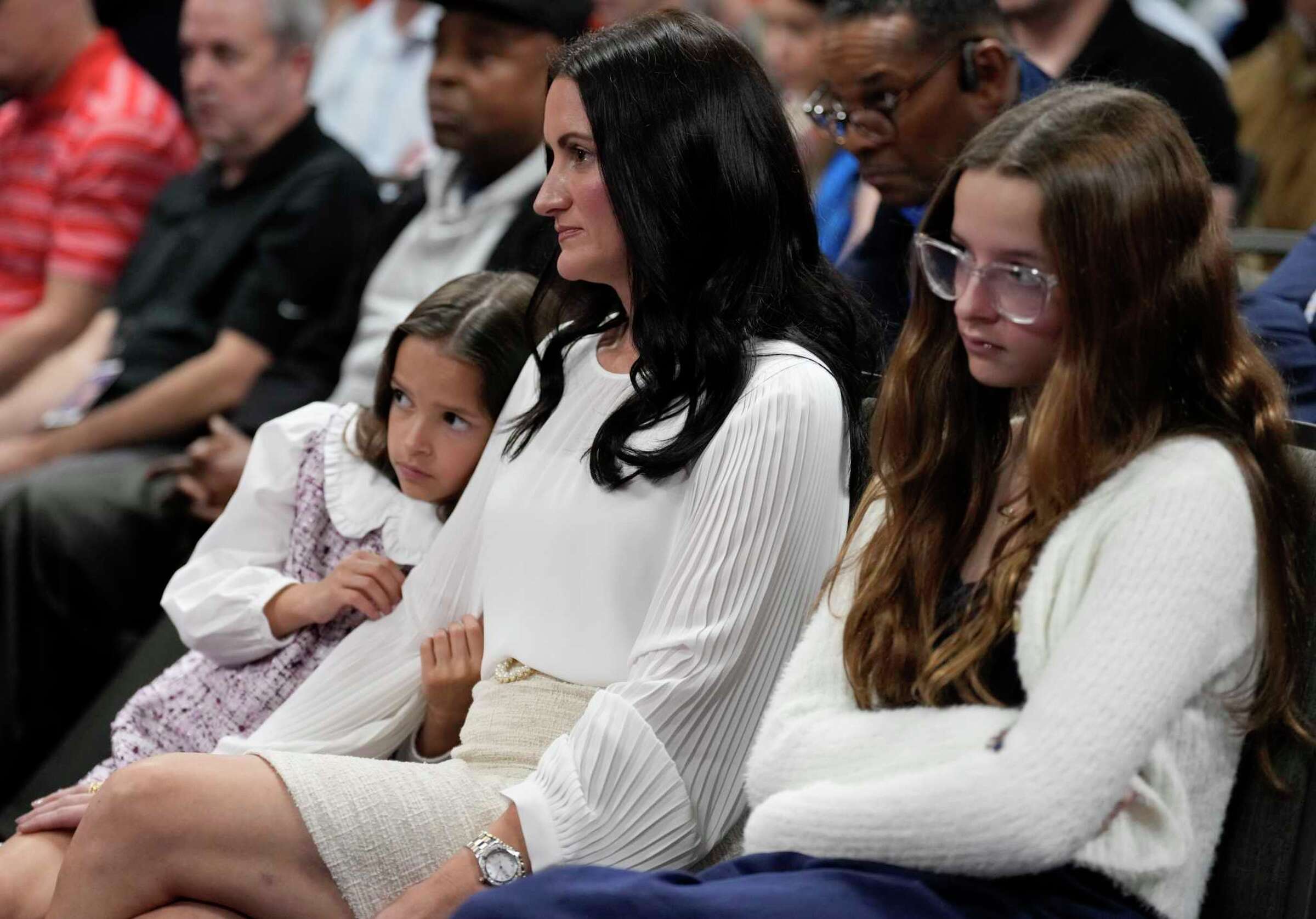 Astros new manager Joe Espada: Wife, daughters helped him pursue job