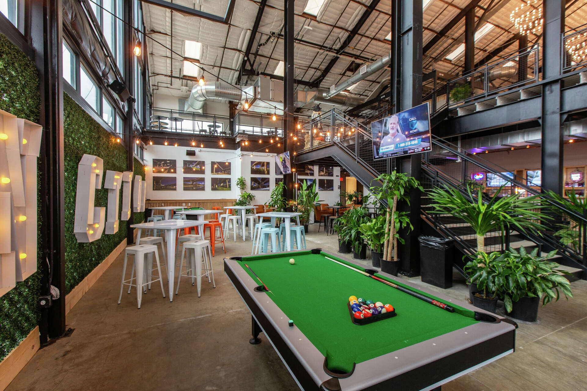 Junction Beer Garden opens near Houston Heights area