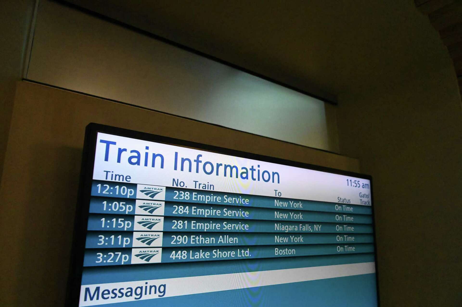 Amtrak says direct service to New York will partially return Thursday