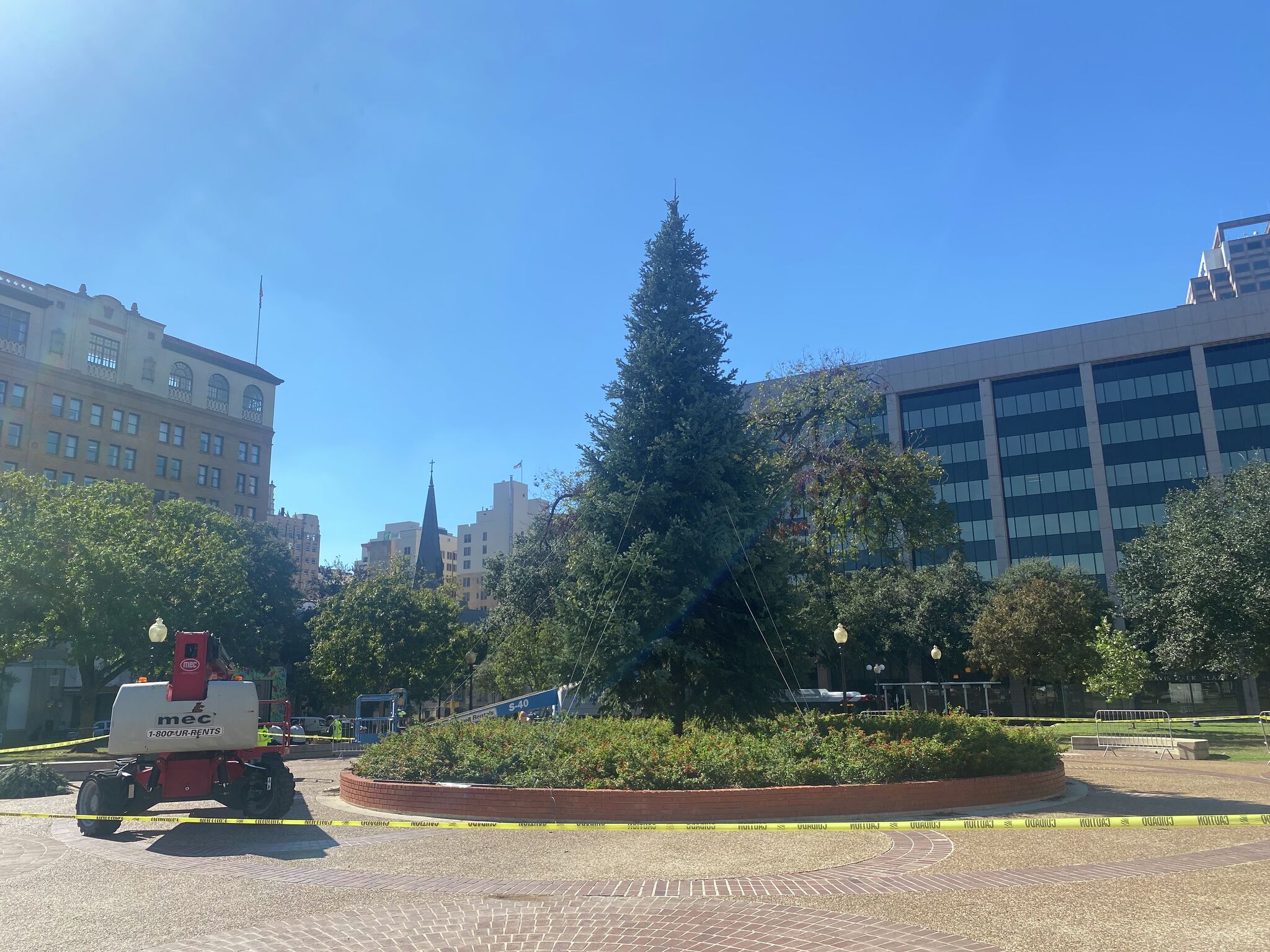 50-foot Christmas tree arrives ahead of city’s holiday event