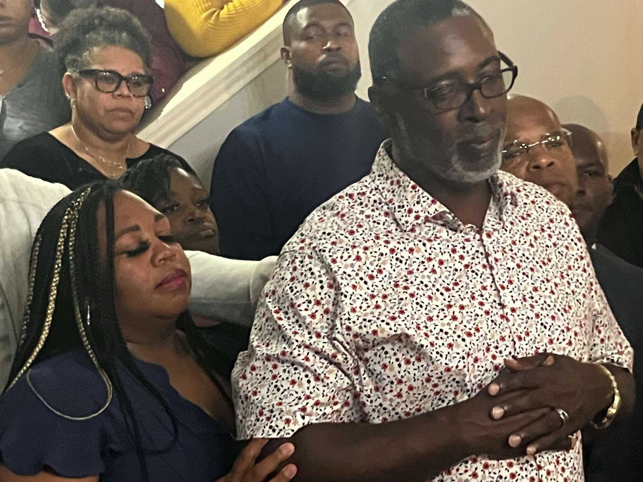 Correctional officer dies while restraining inmate in Wainwright Unit