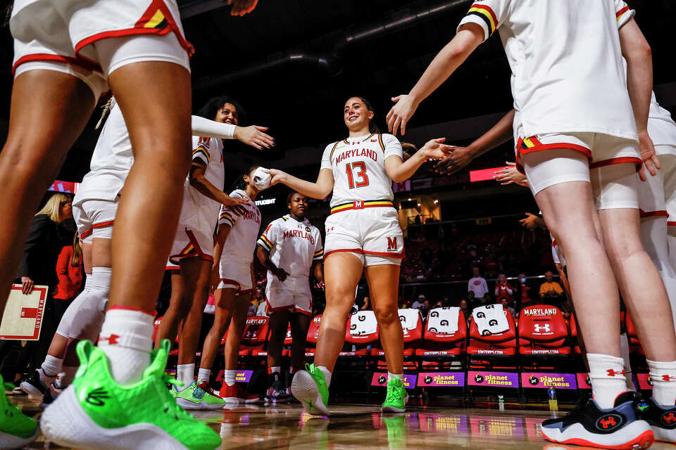 Ex-UConn assistant Ellen Masonius will see daughter face Huskies