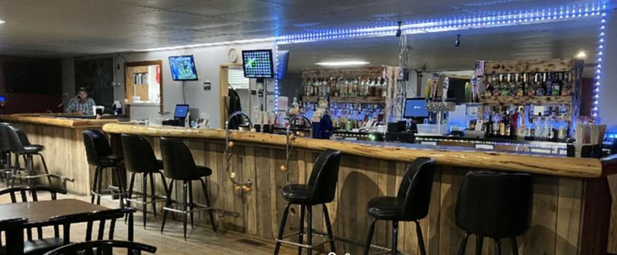 The 100-year-old Silver Derby in Crump offers burgers, pizza