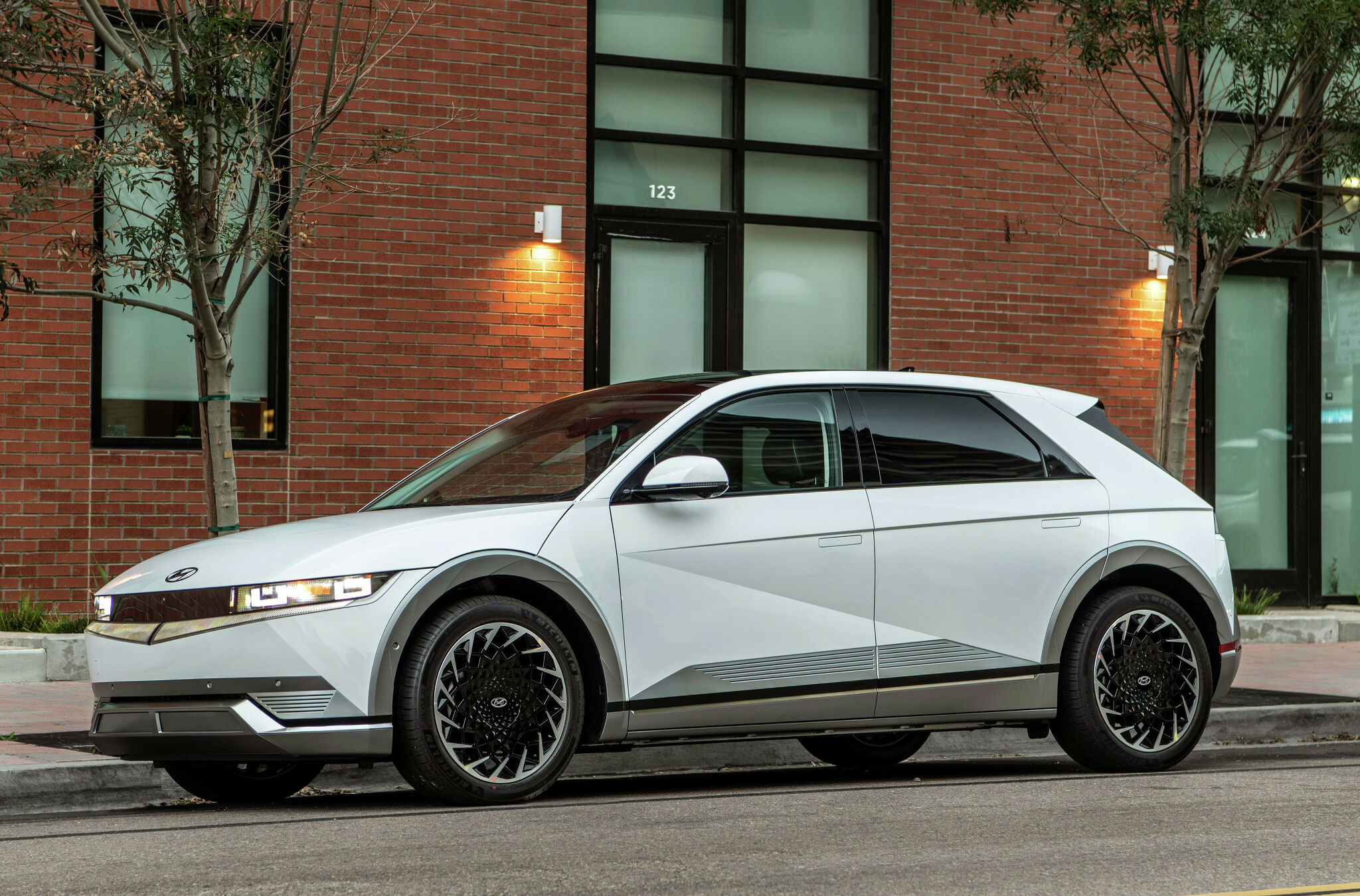 Hyundai Ionic 5 EV features a range of up to 303 miles on a single cha