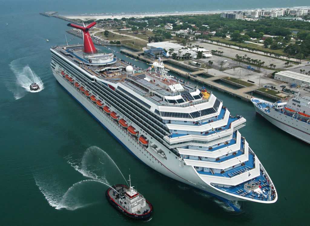 Coast Guard searches for Louisiana man accused of jumping off cruise ...