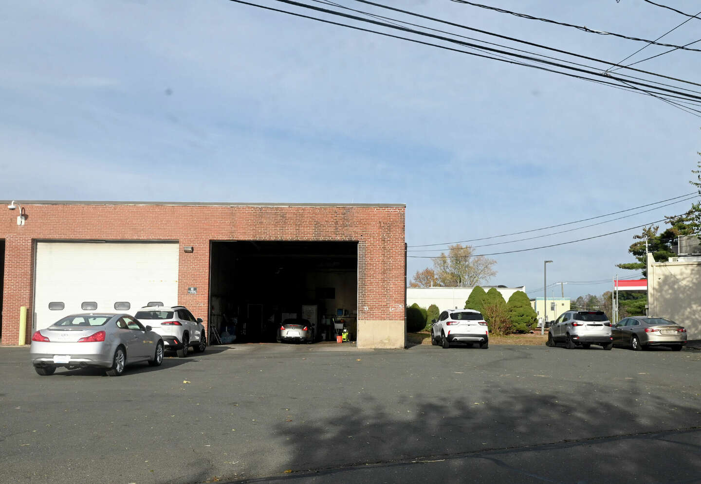 Carvana hopes to open first CT vehicle pickup location soon