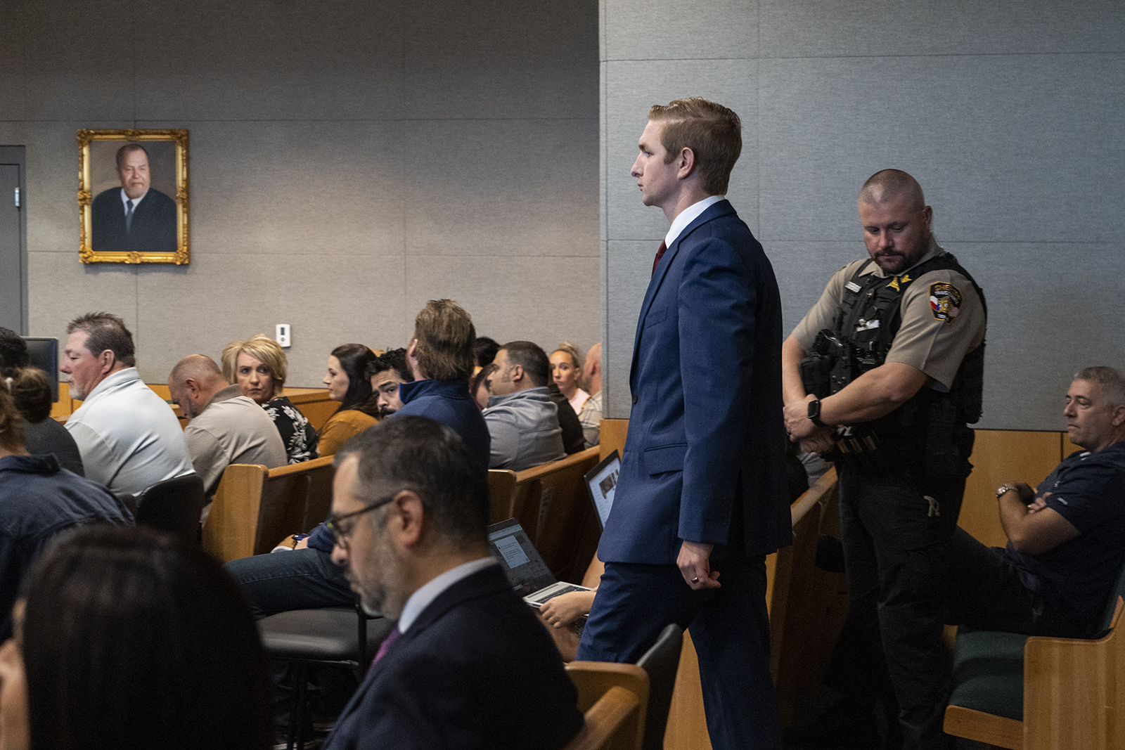 Austin police officer convicted of deadly conduct in 2019 shooting