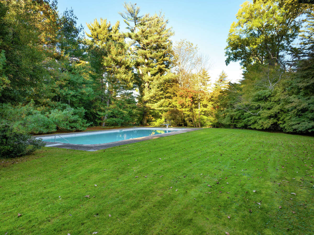 Classic colonial on idyllic Rockefeller land