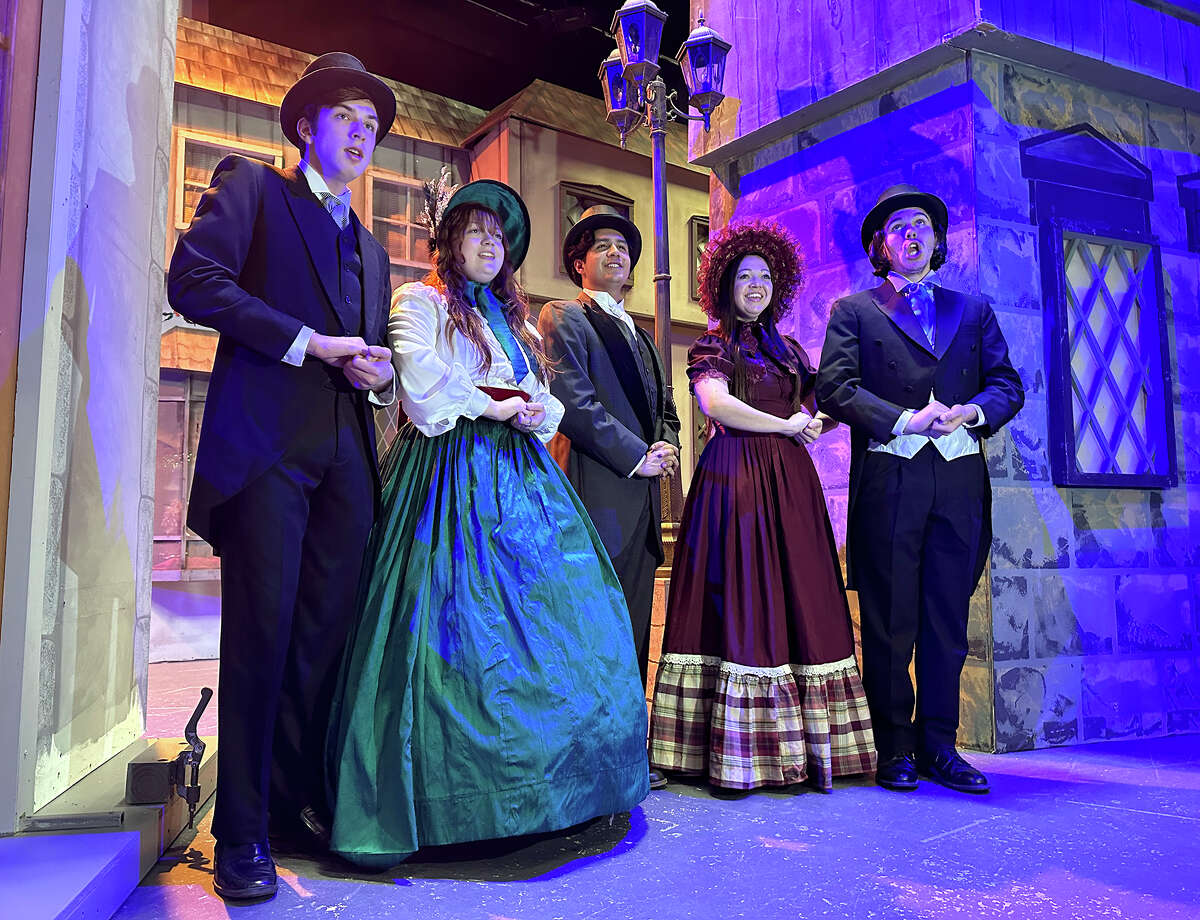 Beaumont Community Players putting its own take on Christmas classic