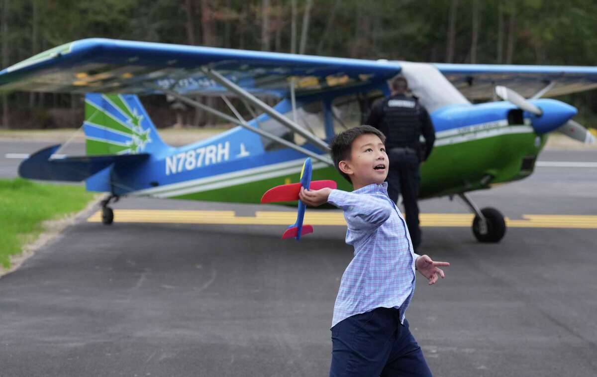 Abandoned Cut and Shoot airstrip now home of flight school for pilots