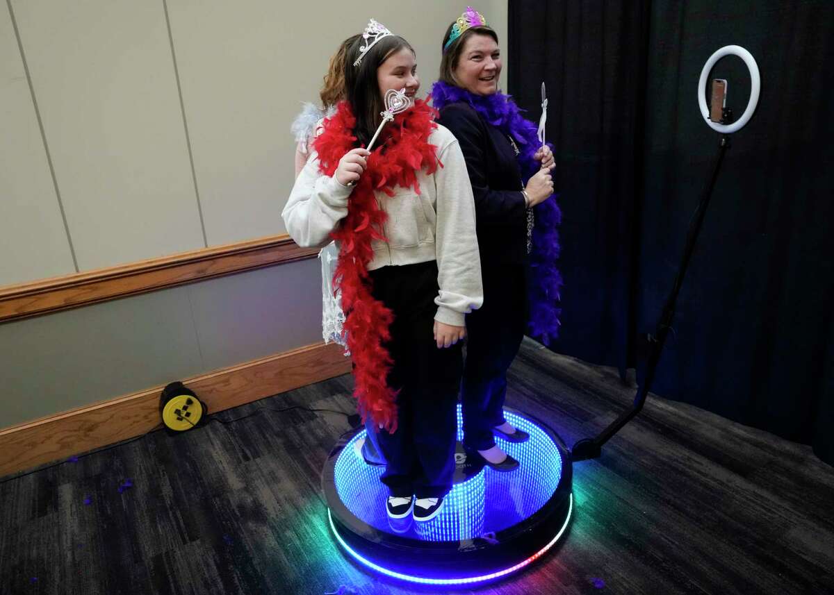 National Adoption Day: 15 Montgomery County children find new homes