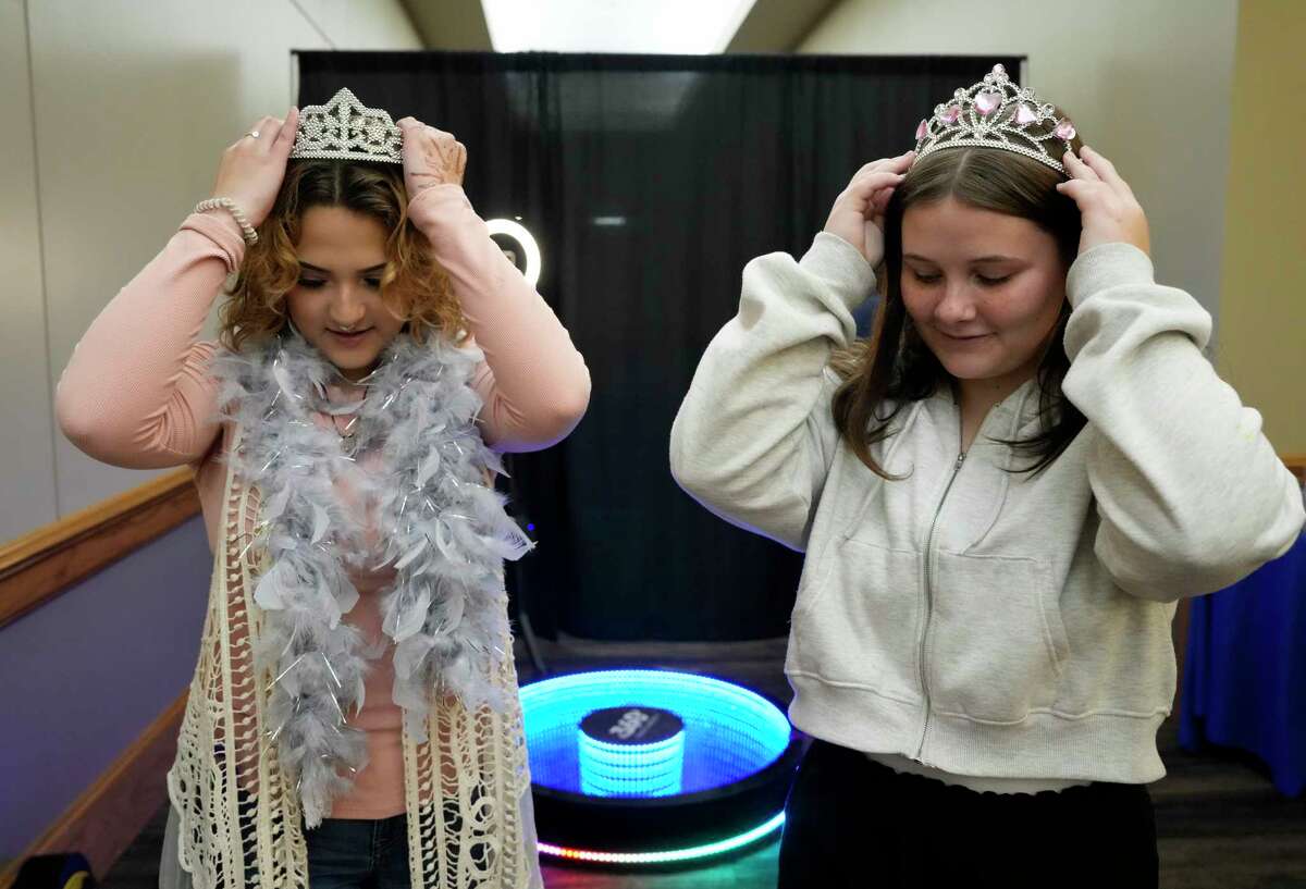 National Adoption Day: 15 Montgomery County children find new homes