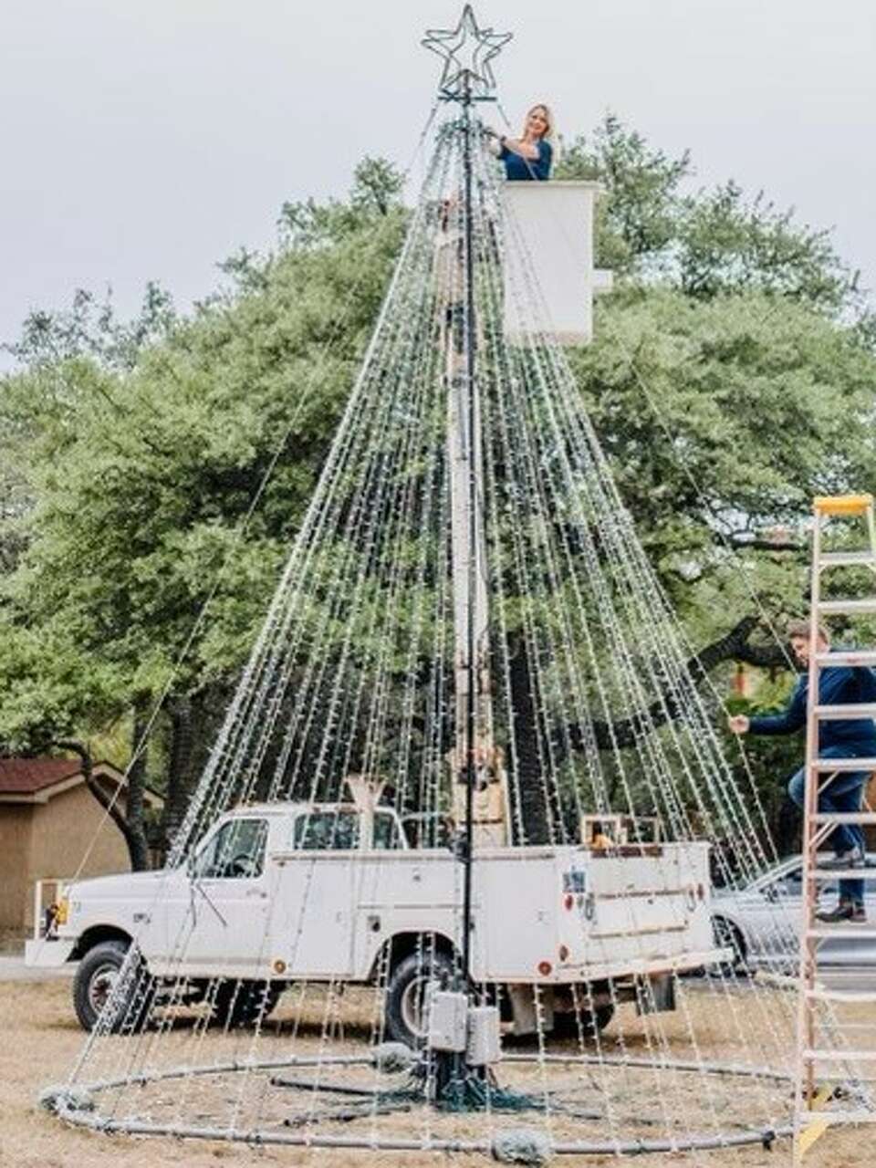 Jones Christmas Ranch in Boerne benefits foster children