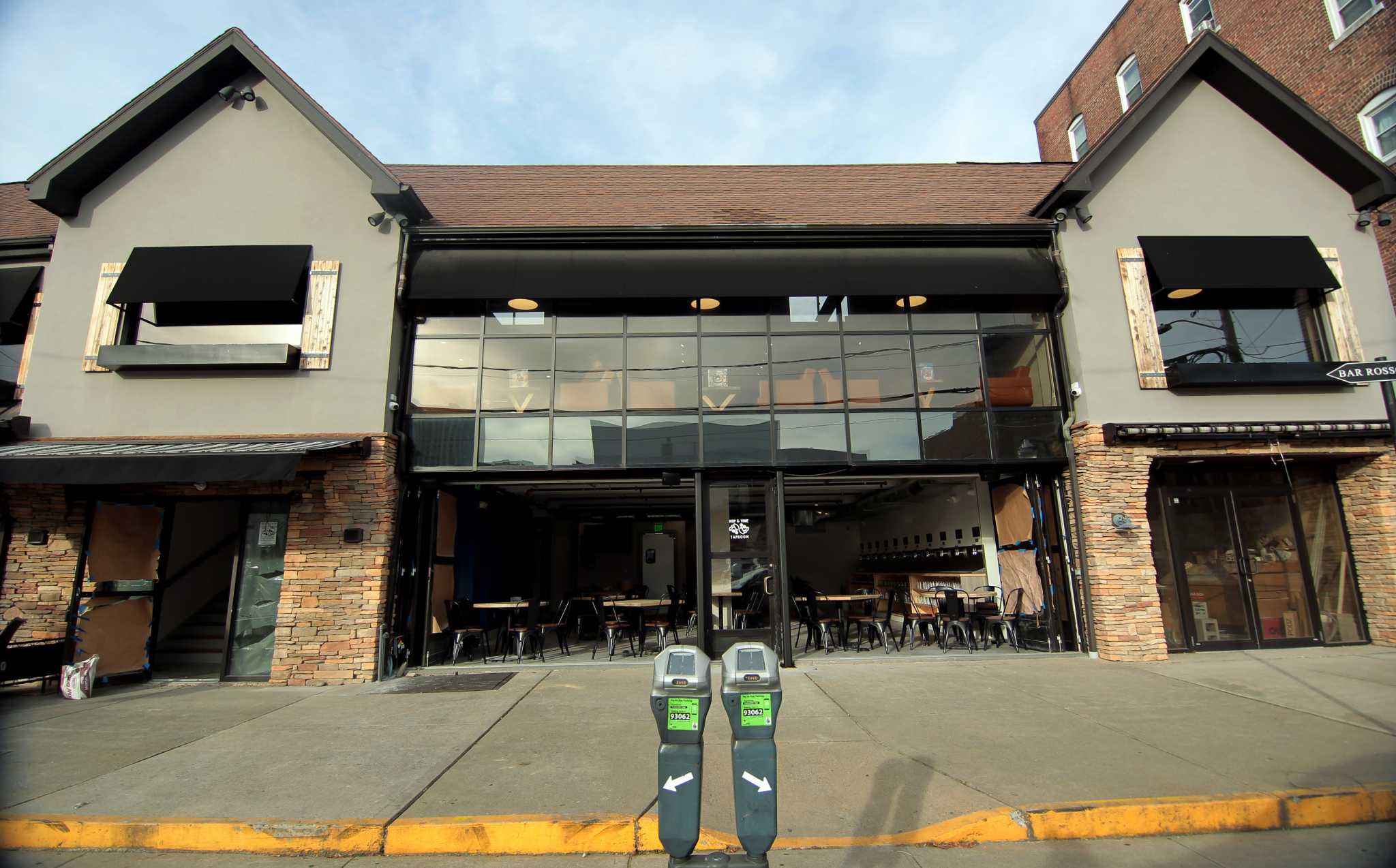 Stamford self-pour taproom Hop & Vine opens