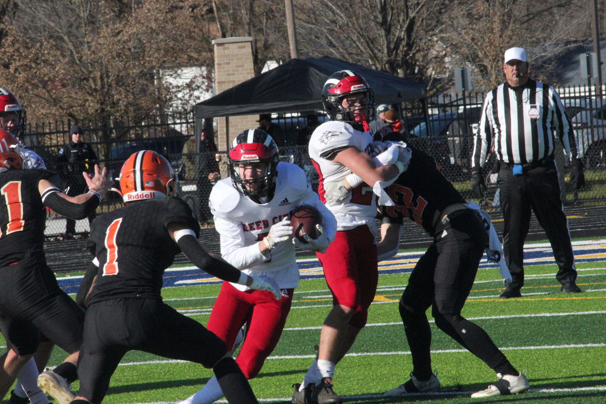 Quick Kingsley start thwarts Coyotes in semifinals