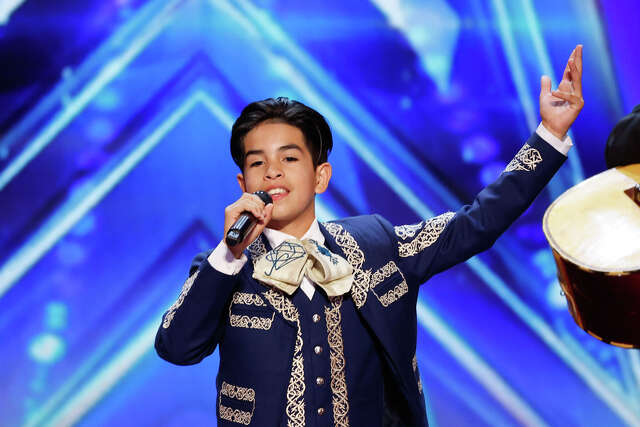 Texas mariachi prodigy Eduardo Antonio Trevino signs with La Mafia
