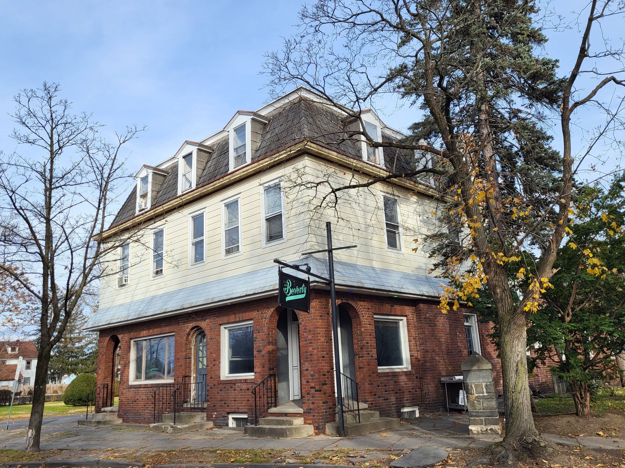 LGBTQ+ bar, music venue is coming to Kingston in 2024