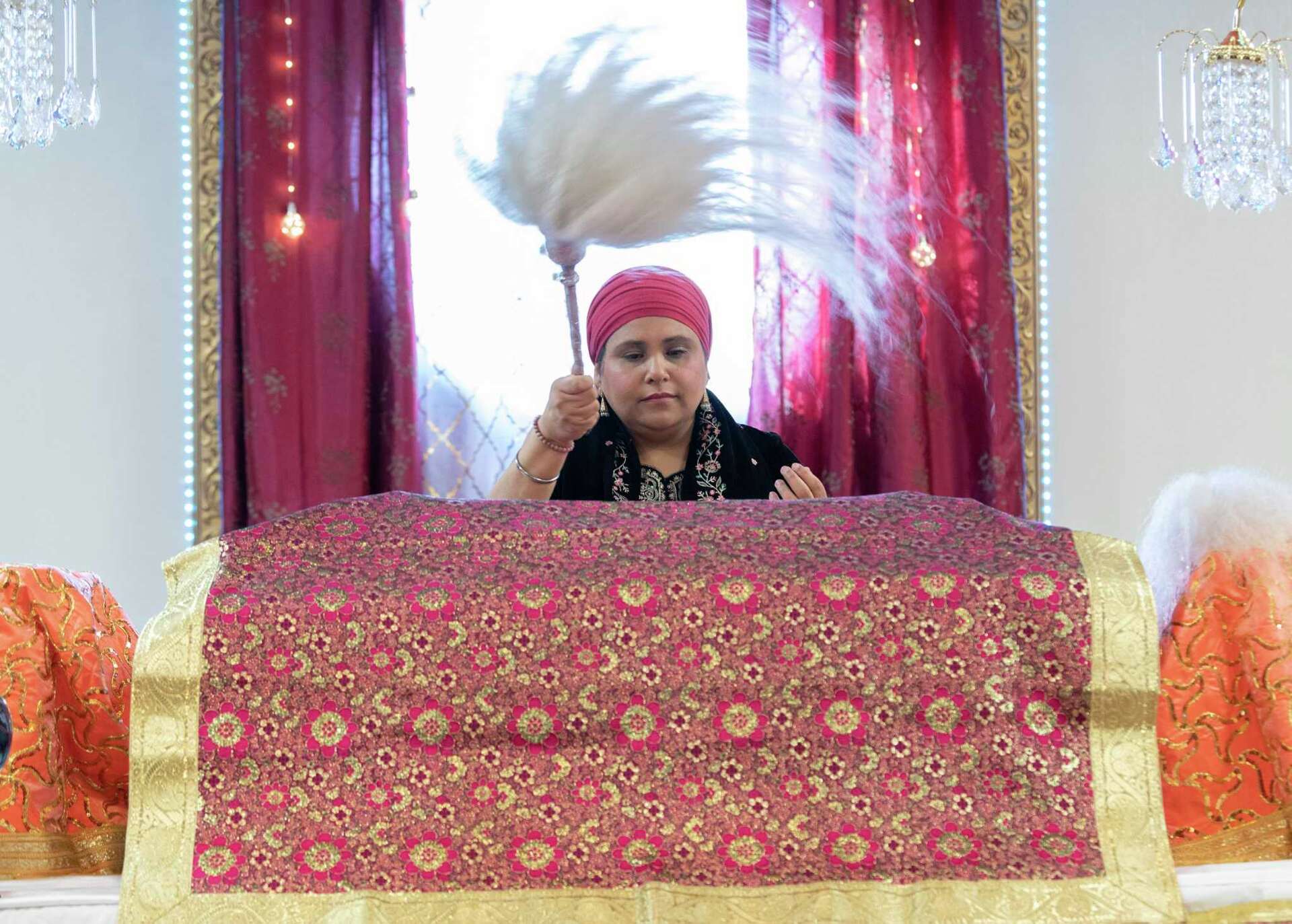 Birthday of founder of Sikh faith celebrated Monday