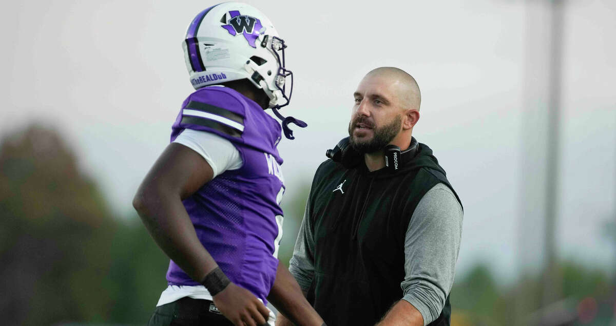 Willis Wildkats face DeSoto Eagles in regional semifinals
