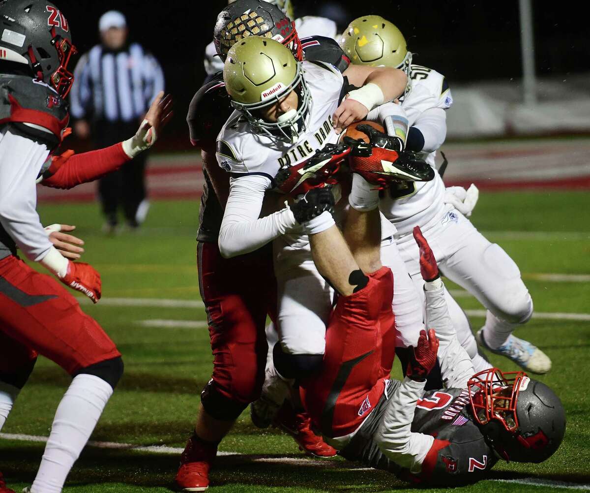 Pomperaug defeats Notre Dame-Fairfield, earns winning season