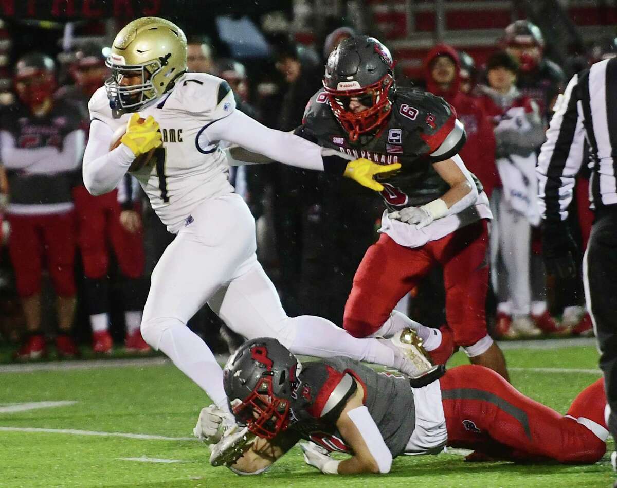 Pomperaug defeats Notre Dame-Fairfield, earns winning season