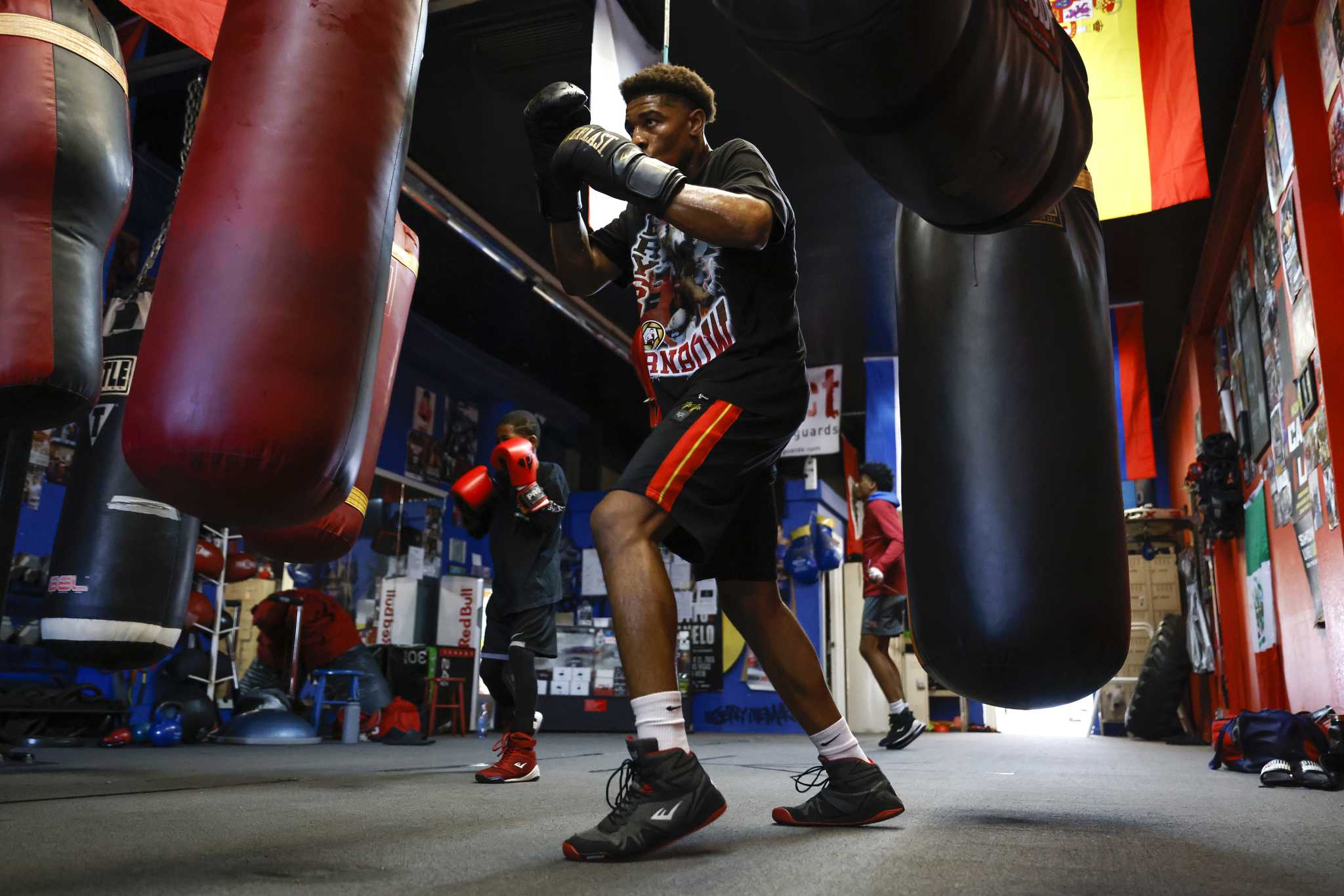 COVID orphan becomes mother, father and breadwinner to little brothers