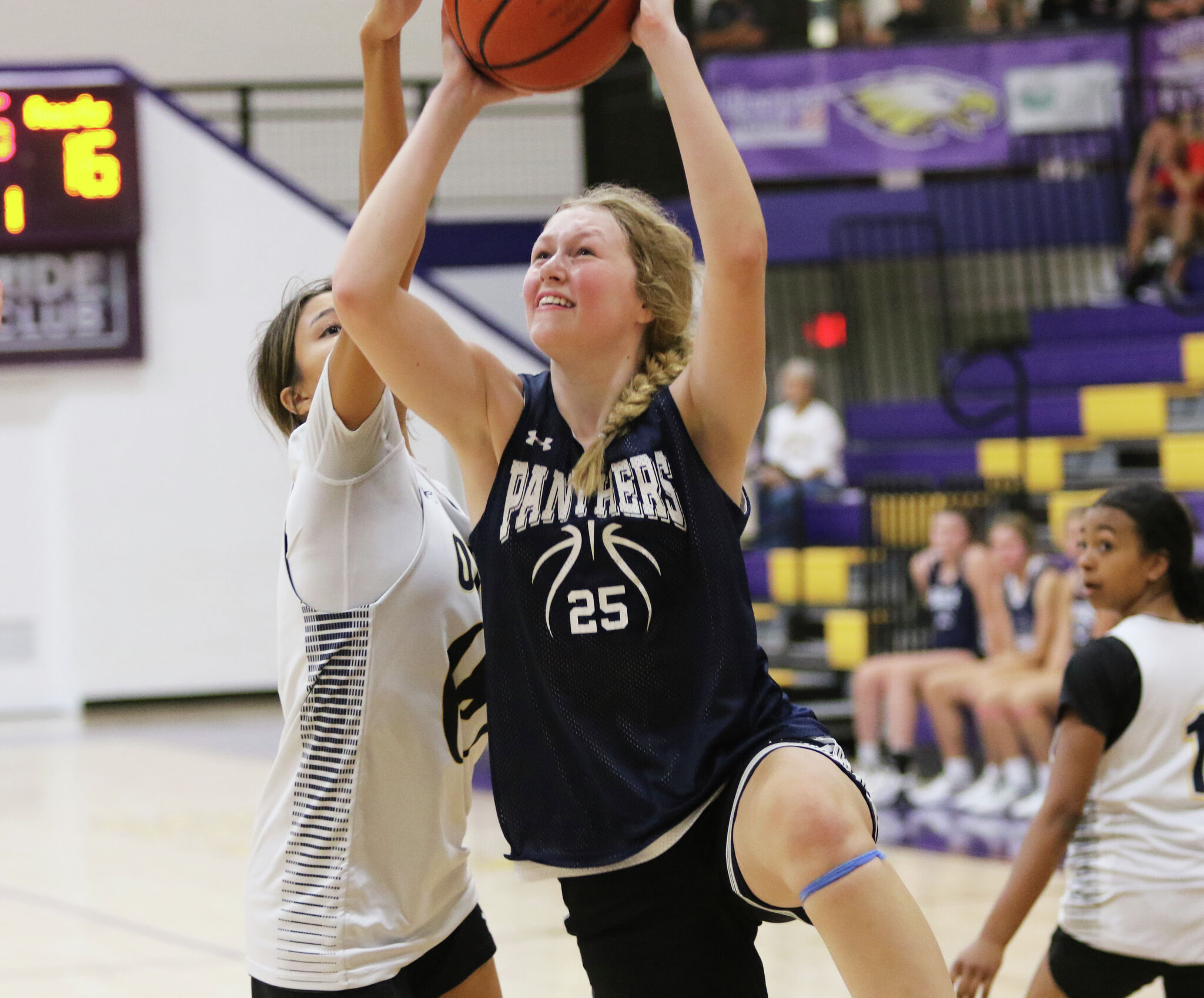 TUESDAY GIRLS BASKETBALL: Jersey closes fast, beats Columbia