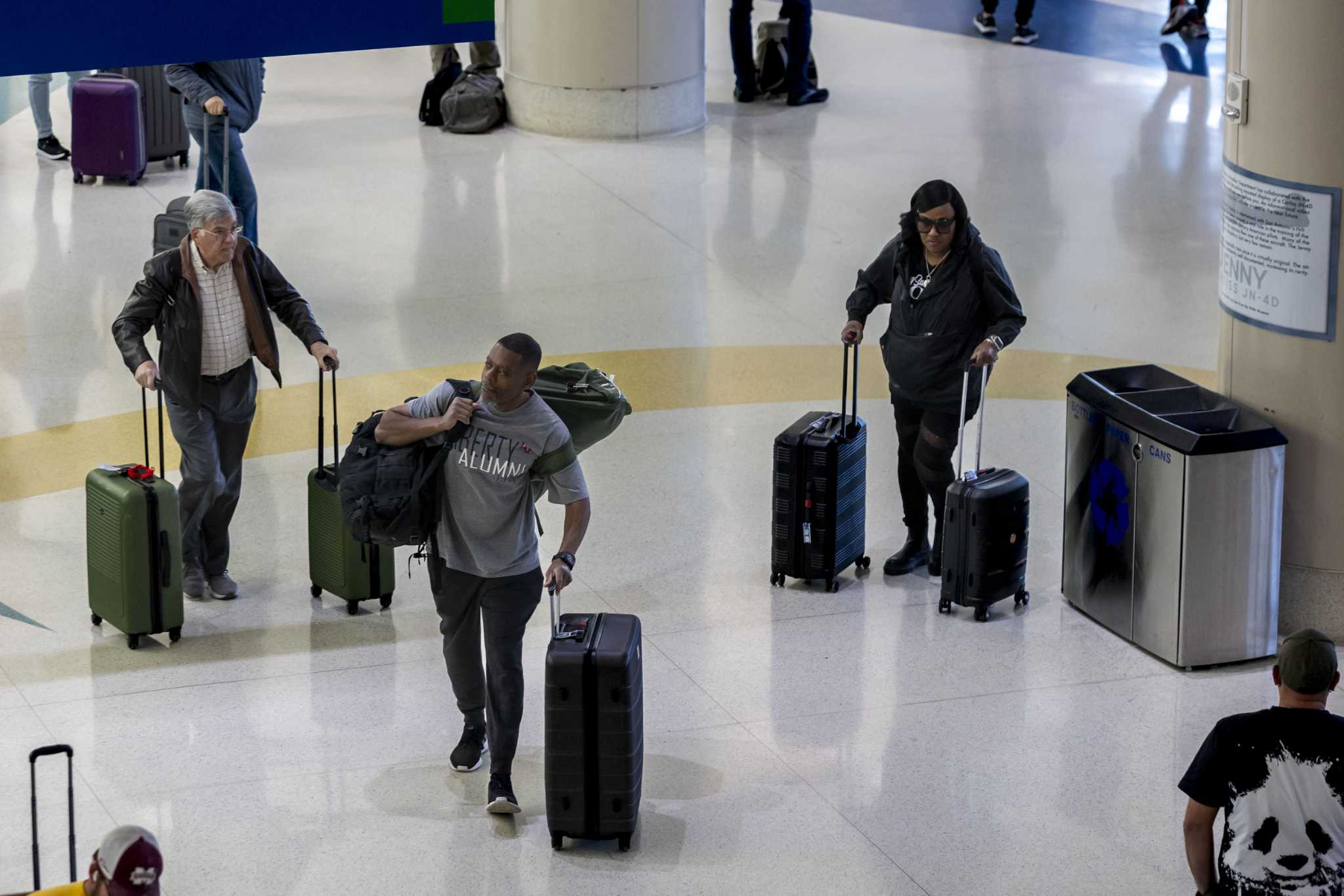 Here are 10 flights under $100 out of San Antonio's airport