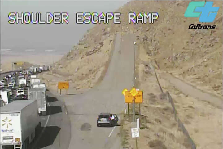 '15- to 20-mile' traffic jam snarls Calif. I-5 day before Thanksgiving