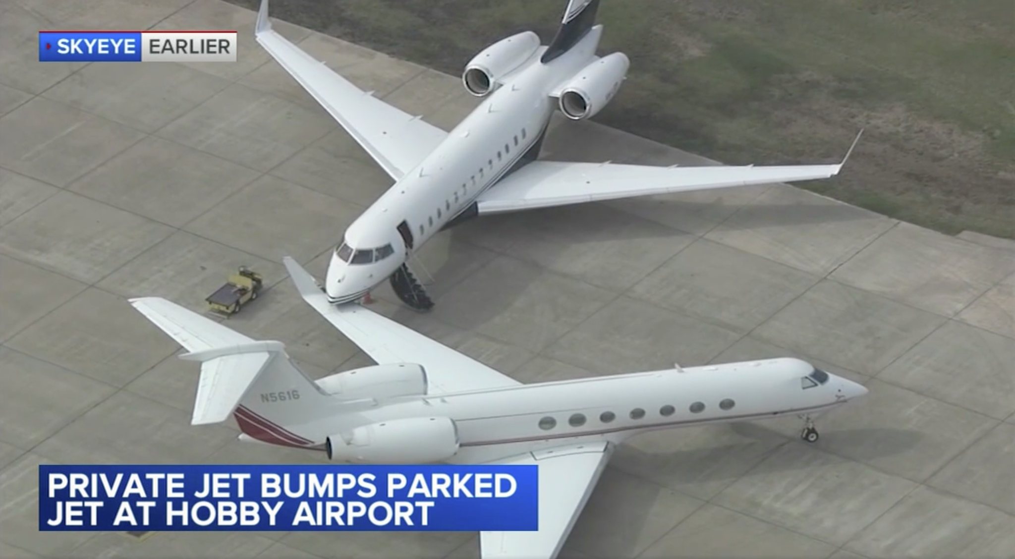 2 private planes collide on the ground at Houston airport