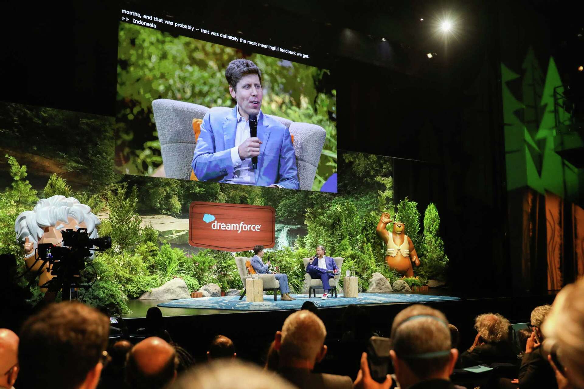 Did Sam Altman get his job back at OpenAI thanks to employee pressure?