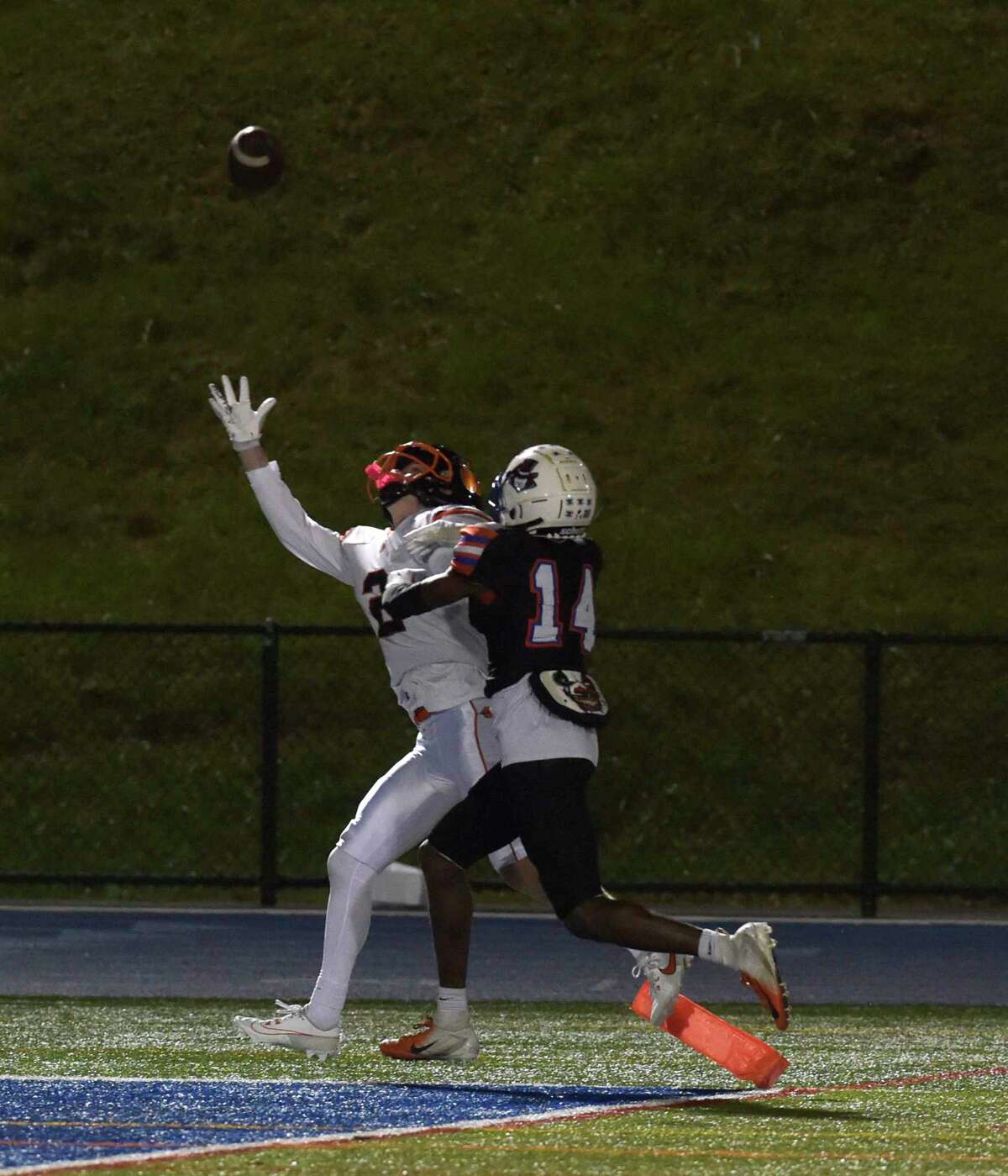 Ridgefield ends year on high with 8th straight win over Danbury