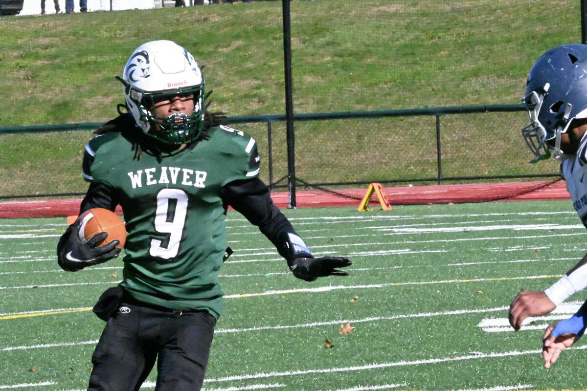 Weaver football stuns Hartford Public to snaps losing streak in series