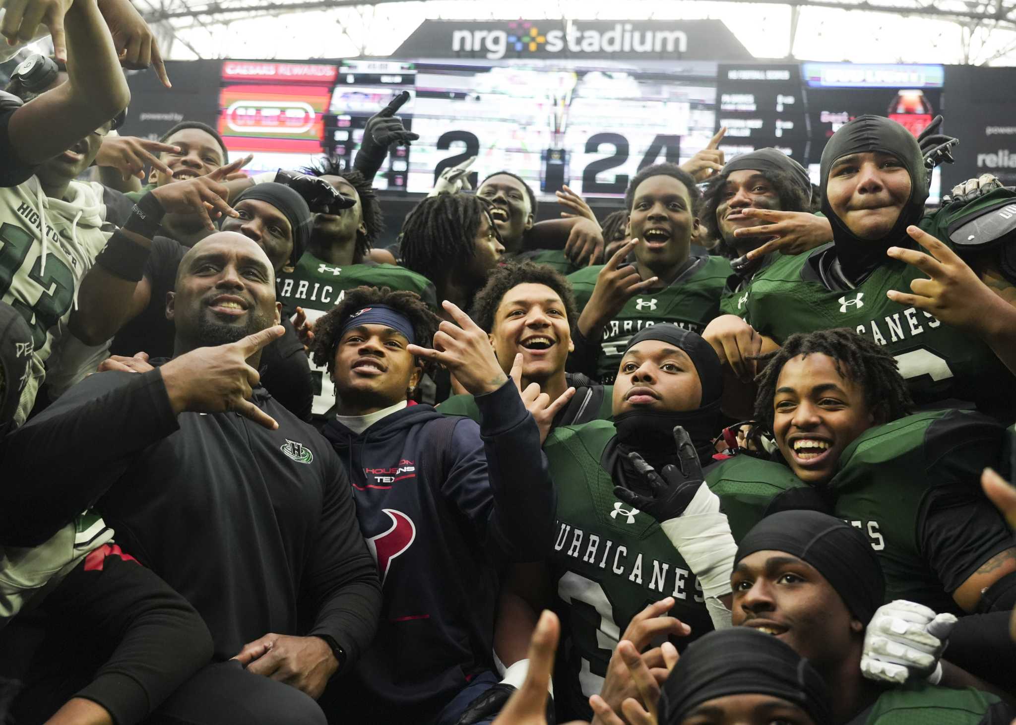 Football: Hightower holds on to top C.E. King in regional semifinals