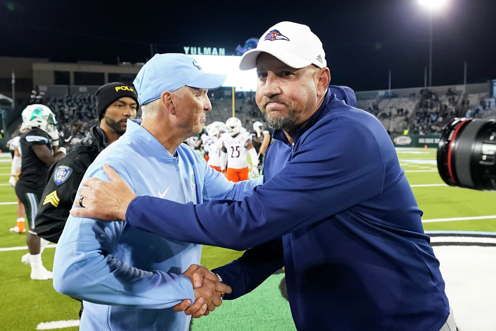 Houston has Jeff Traylor, Willie Fritz atop head coach short list