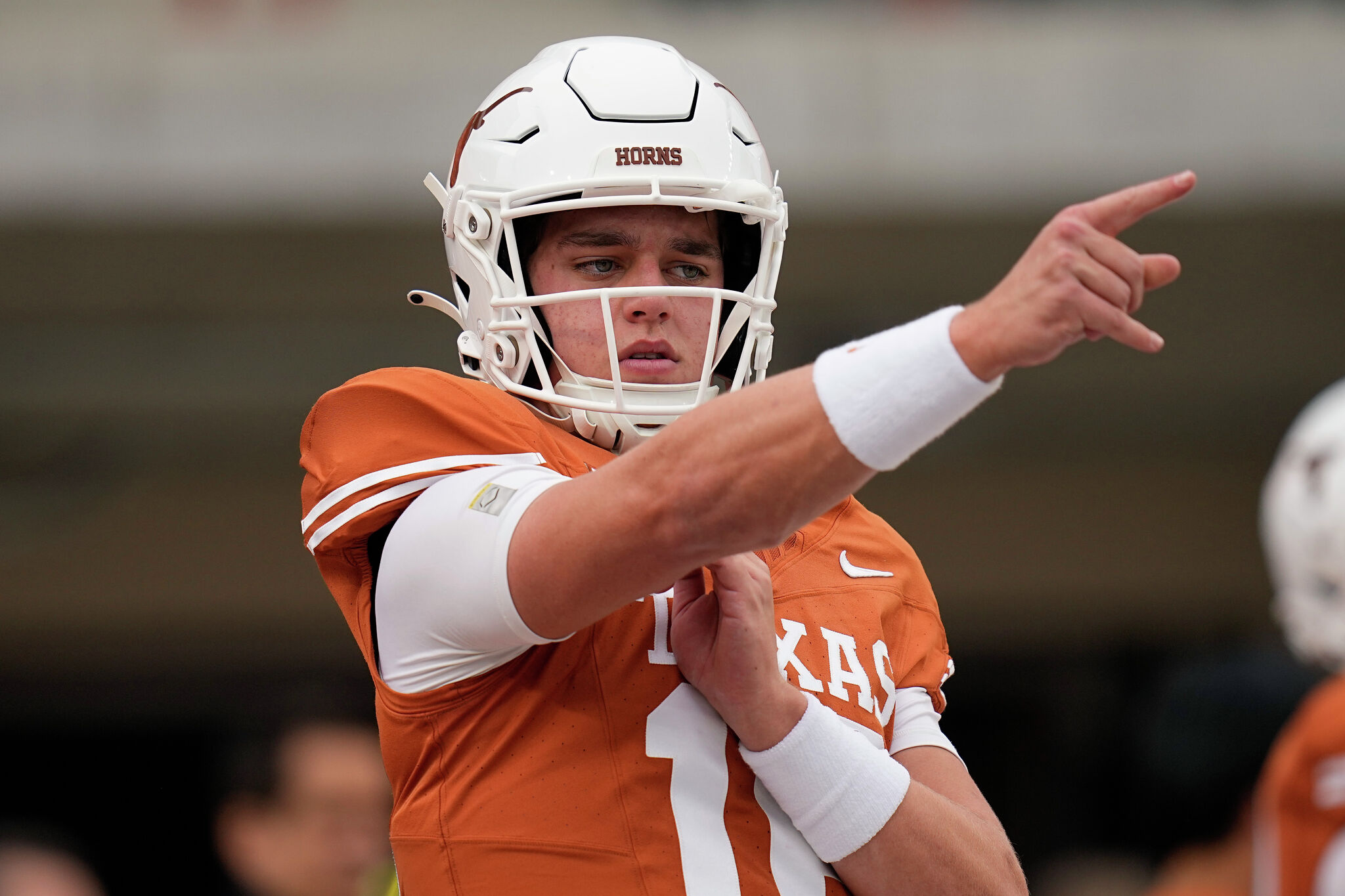 University of Texas football: Arch Manning makes debut