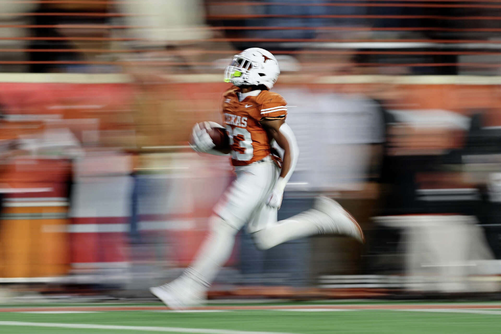University of Texas football: Arch Manning makes debut