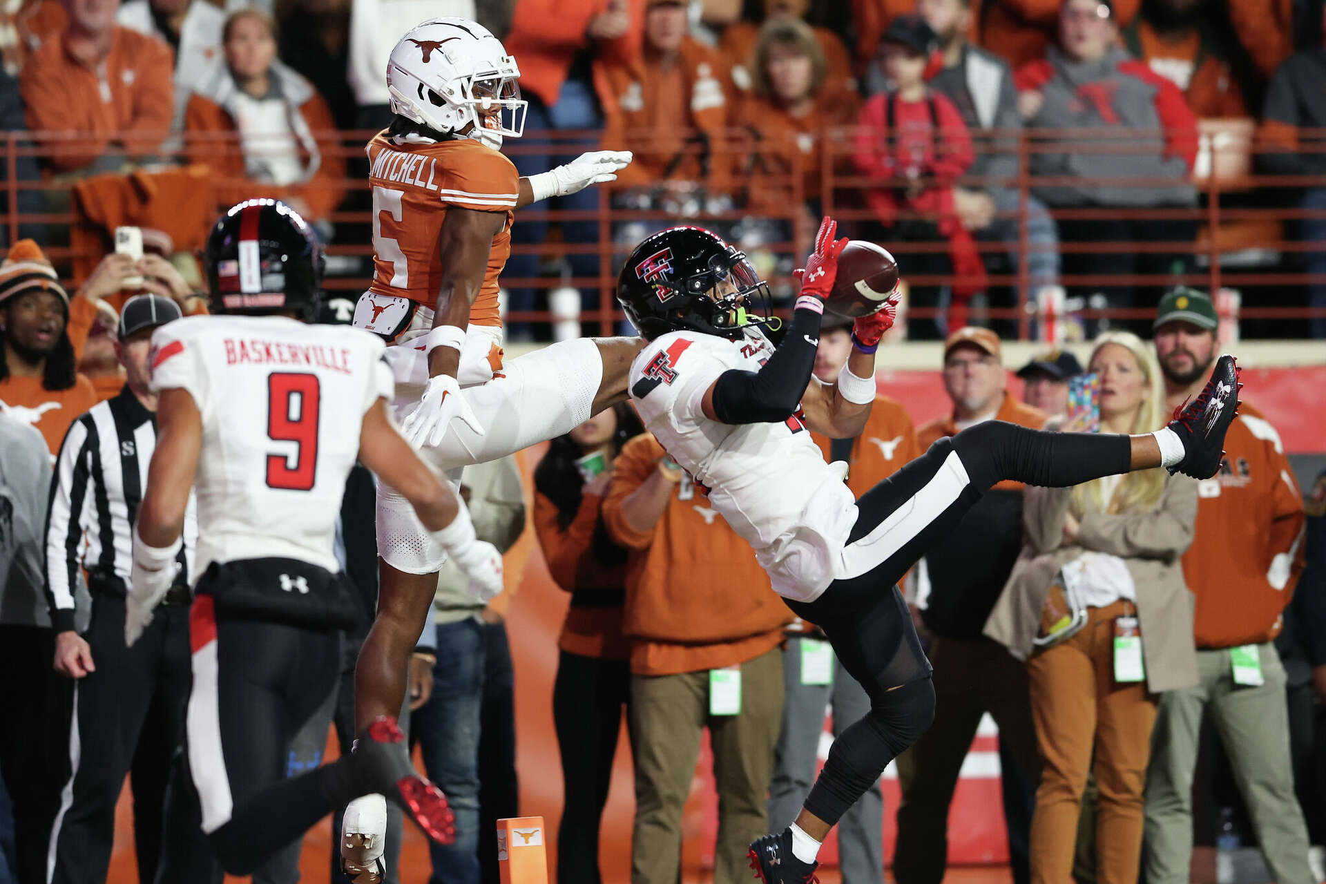 University of Texas football: Arch Manning makes debut