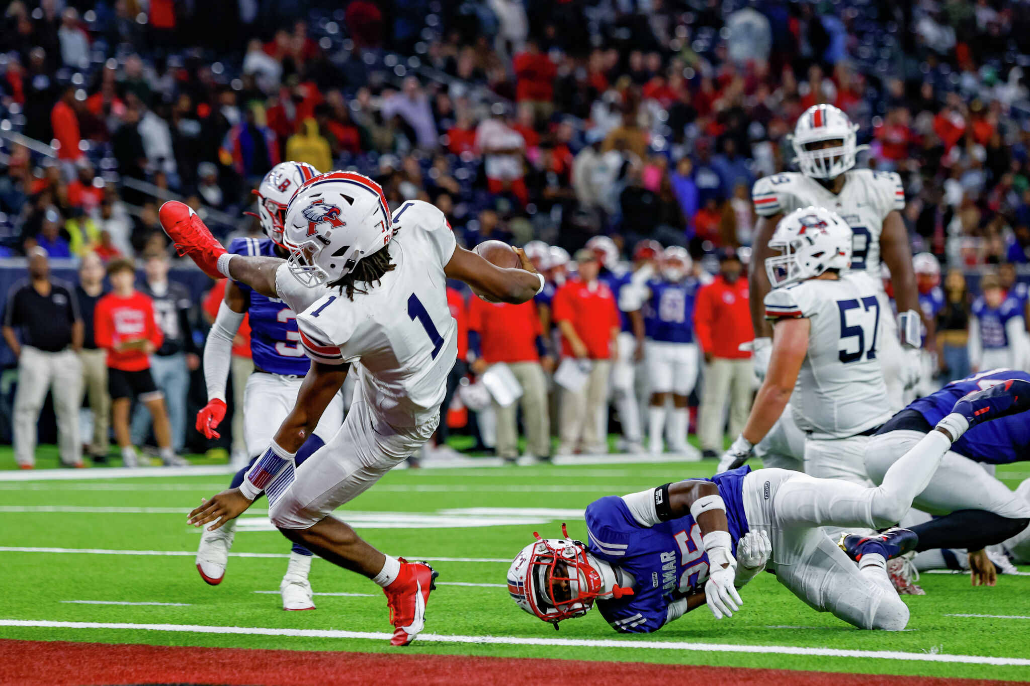 Texas HS football playoff scores, highlights, local schedule