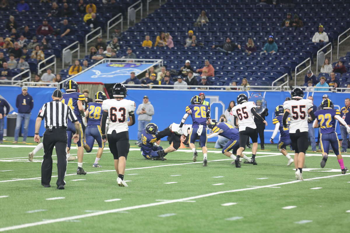 Ubly wins first ever football state championship in Division 8