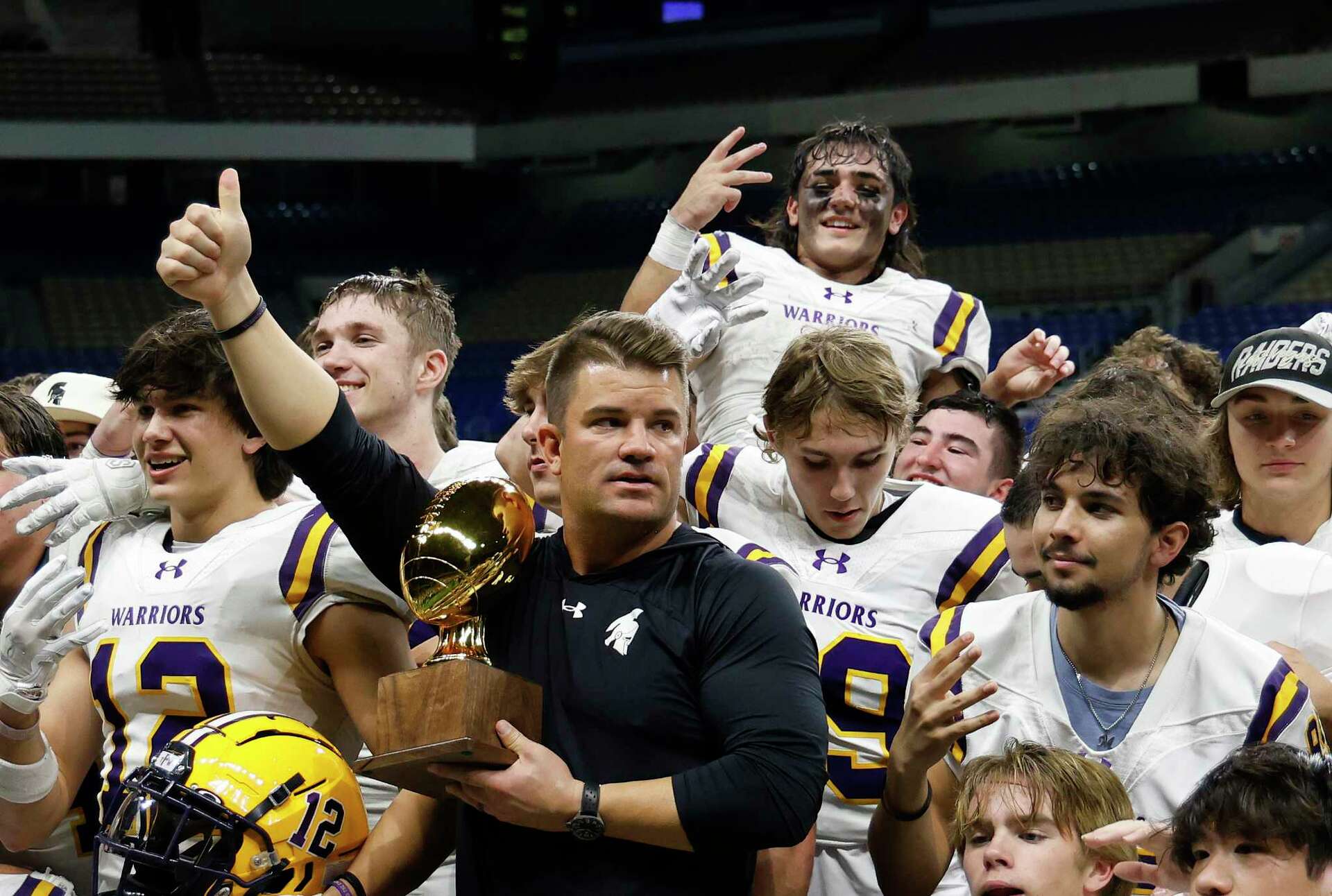 Jake South leads Pieper football past Alamo Heights