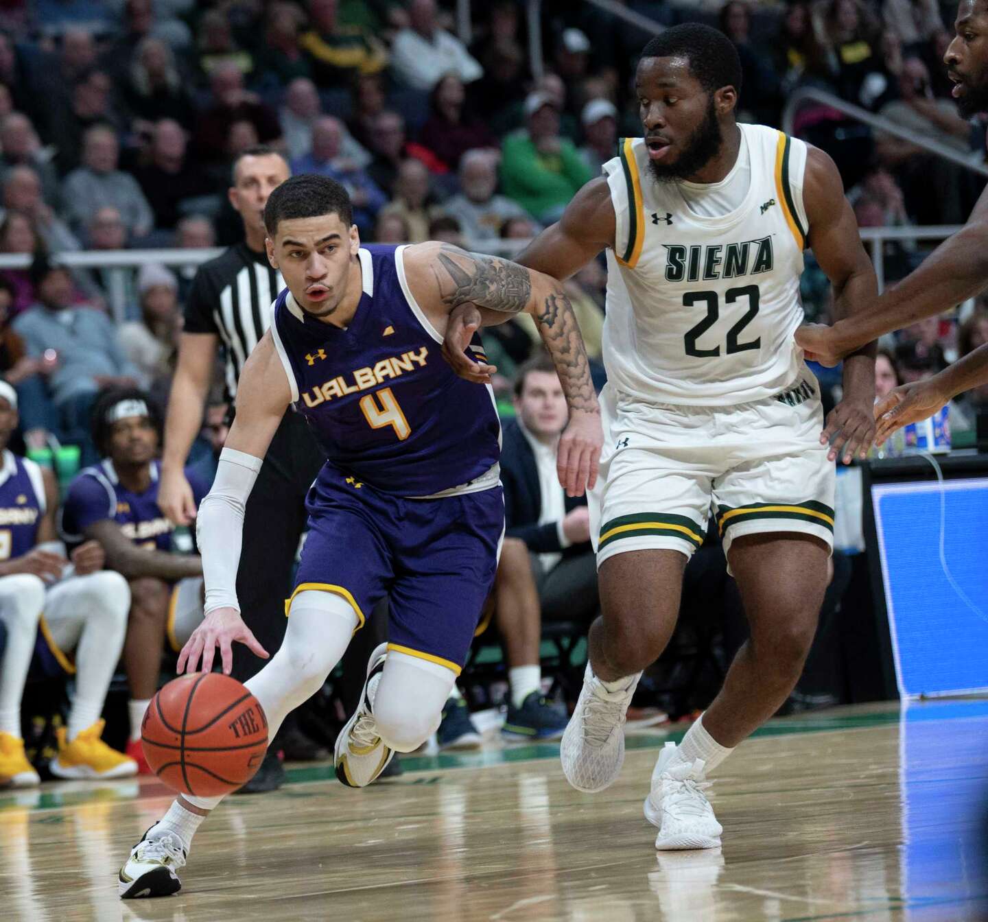 UAlbany men's basketball demolishes Siena in Albany Cup