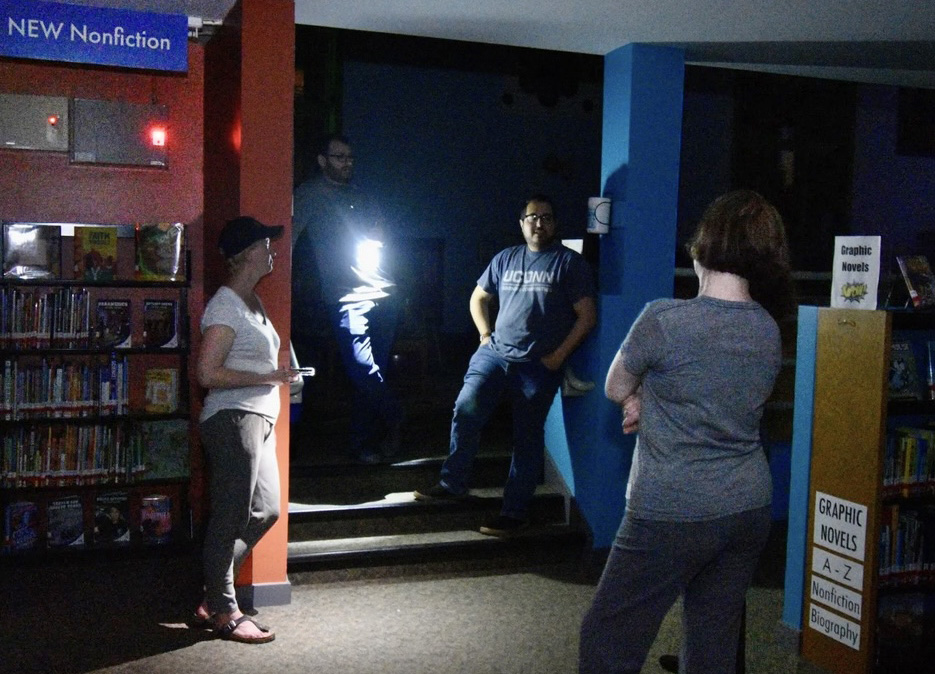 Paranormal group explores 'spirited' events at Middletown library