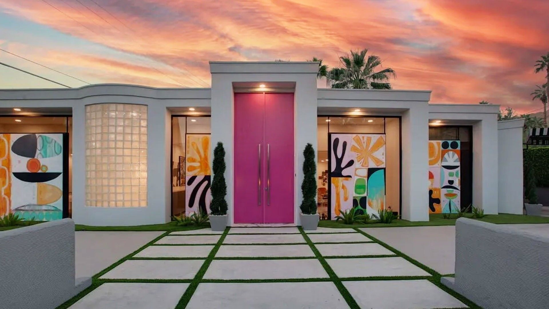 California's 'mural house' hits the market for $2.2M