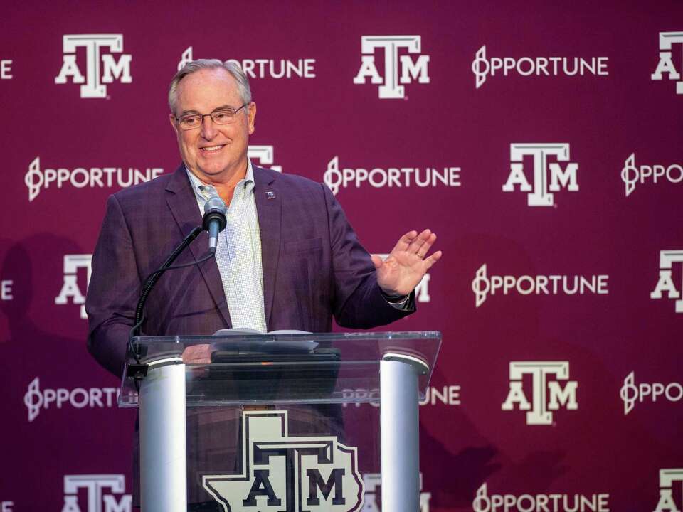 Mark A. Welsh III resigns as Texas A&M president following controversy