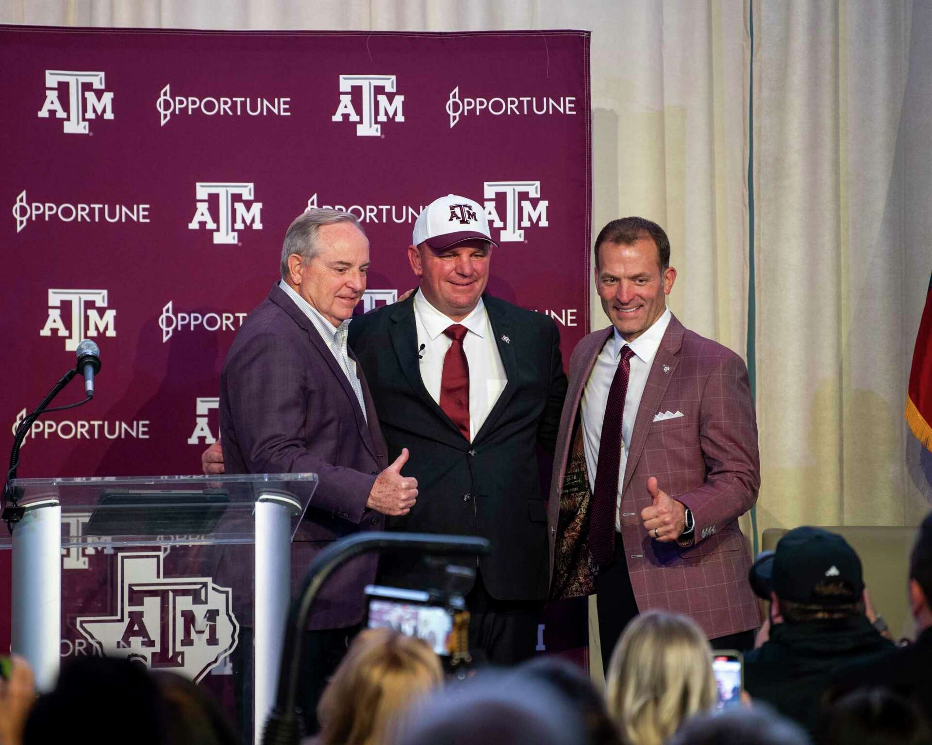 Texas A&M: New coach Mike Elko promises to build 'premier program'