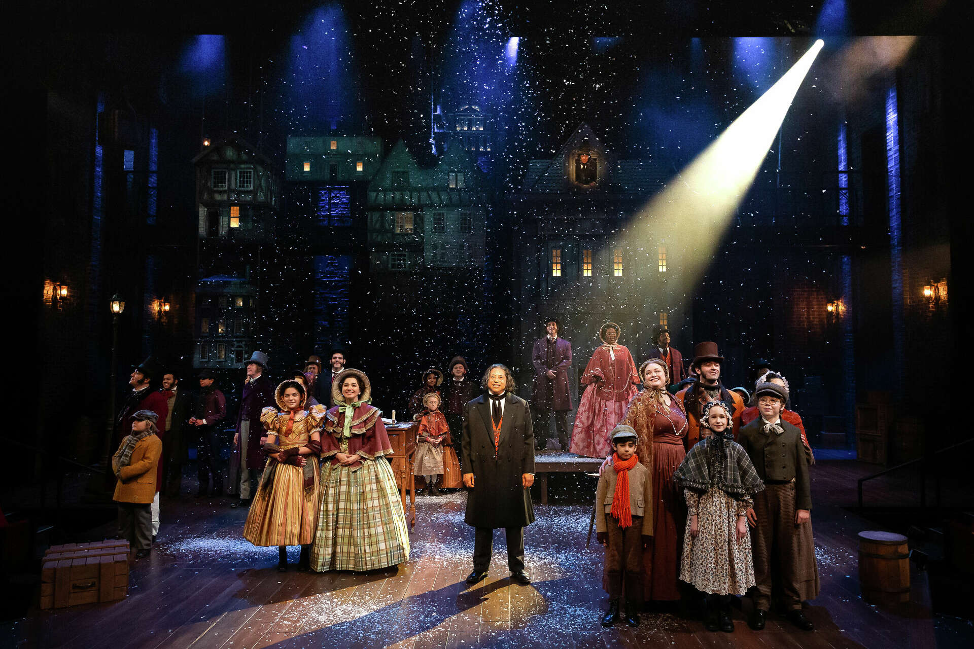 'Christmas Carol' making spirits bright at Alley Theatre in Houston