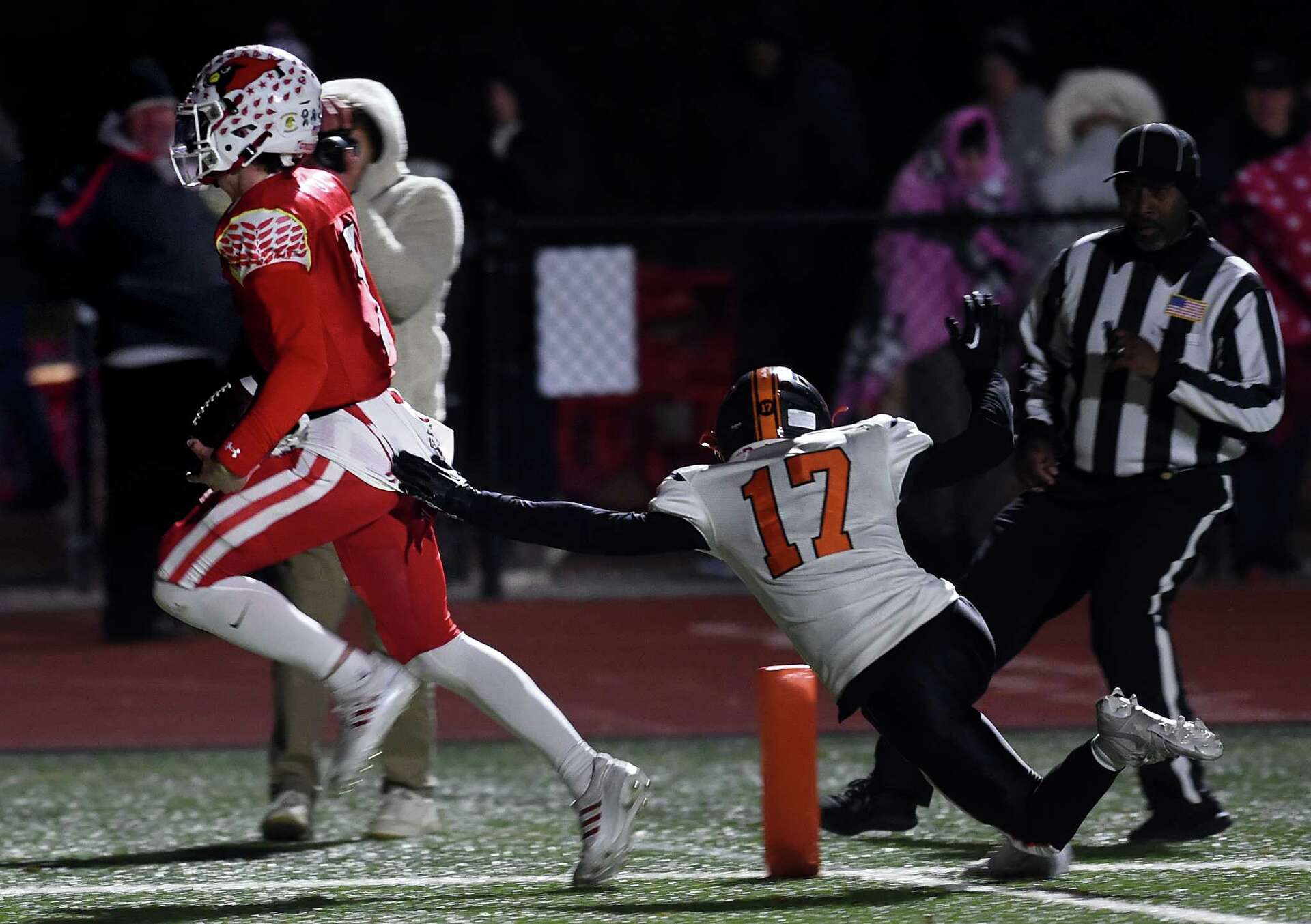 Greenwich High School defeats Stamford in CT football quarterfinals.