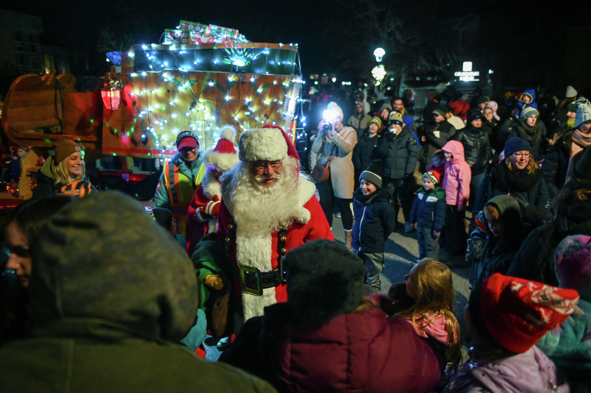 Midland Santa House seeking festive volunteers for this week