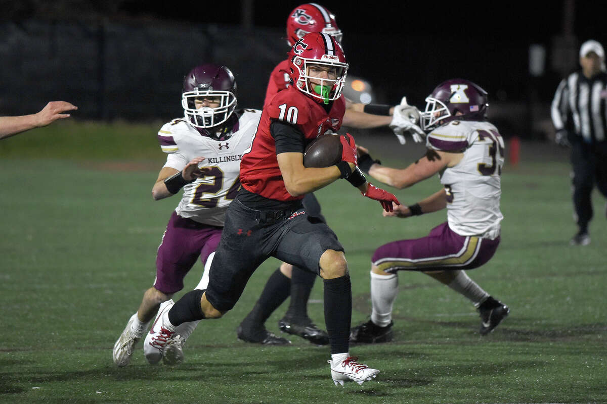 New Canaan High School football tops Killingly in Class L quarters